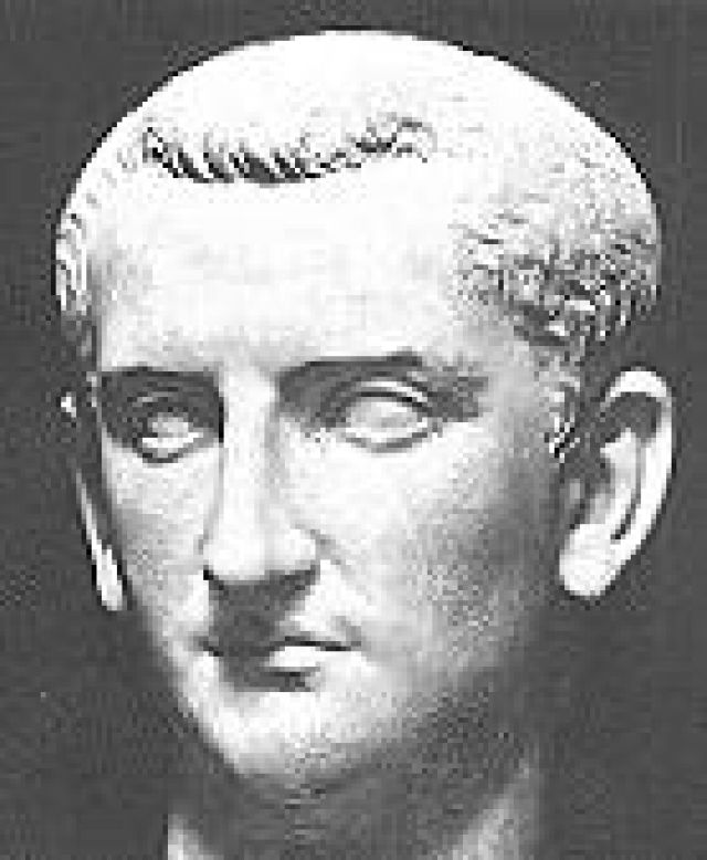 Domiziano e il rombo imperiale